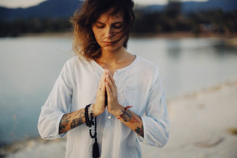 Mala Beads: Meaning and Uses of Mala Necklace and Bracelets
